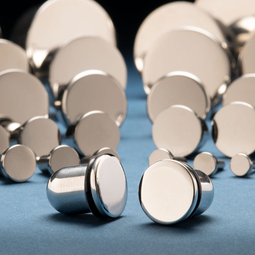 Steel Plugs, Tunnels, Hangers and Tapers – Arctic Buffalo