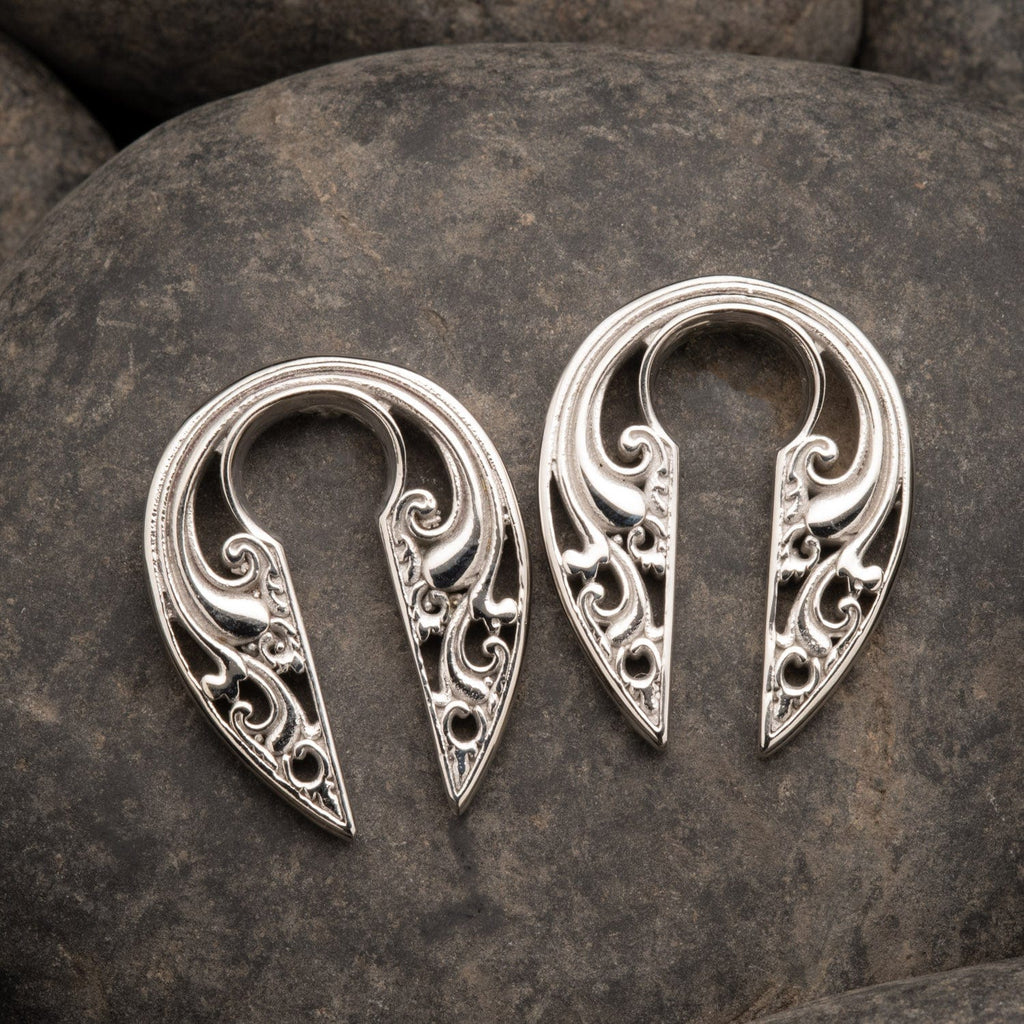 Stainless Steel Keyhole Hangers with Filigree Design – Arctic Buffalo